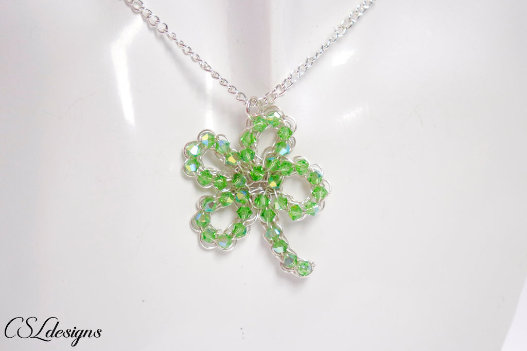 Four leaf clover wire crochet necklace – CSLdesigns shop